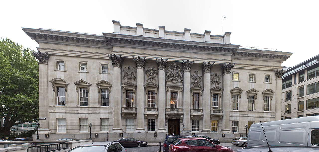 The Goldsmiths’ Hall: gold, gilt and marble – Elizabeth Hawksley