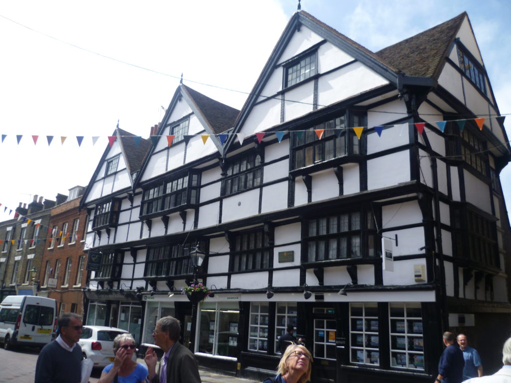 A Day in Historic Rochester – Elizabeth Hawksley