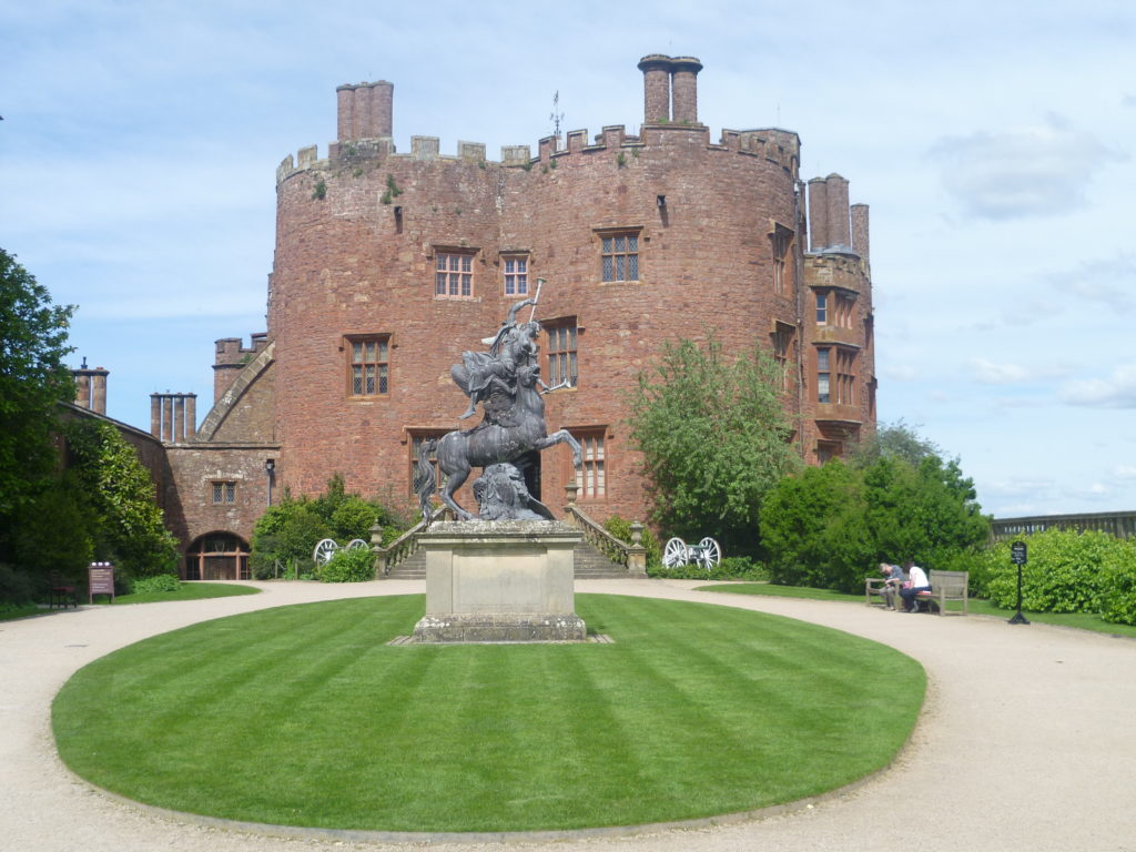 Powis Castle’s Magnificent Gardens – Elizabeth Hawksley